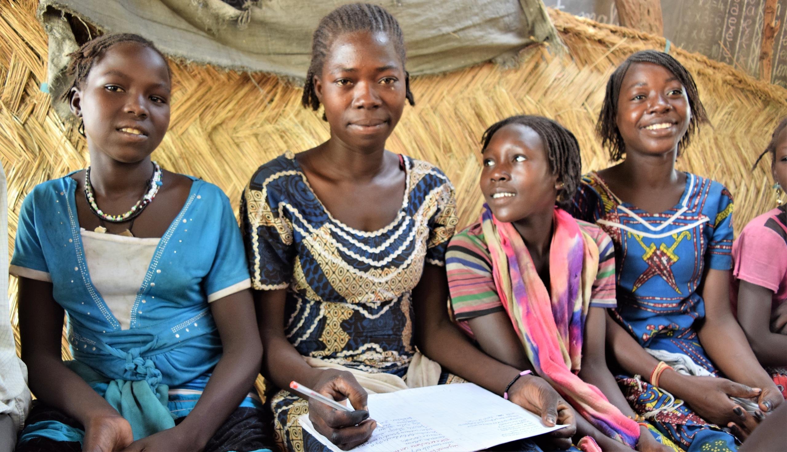 Jenters utdanning: En investering i framtida | Flyktninghjelpen